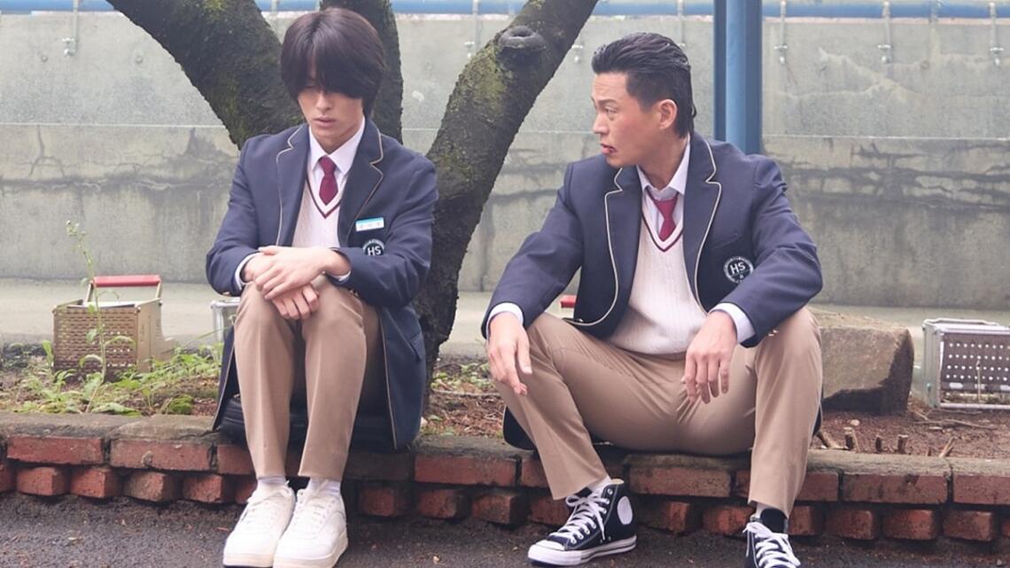 Sinopsis dan Nonton High School Return of a Gangster Gratis - Dafunda.com