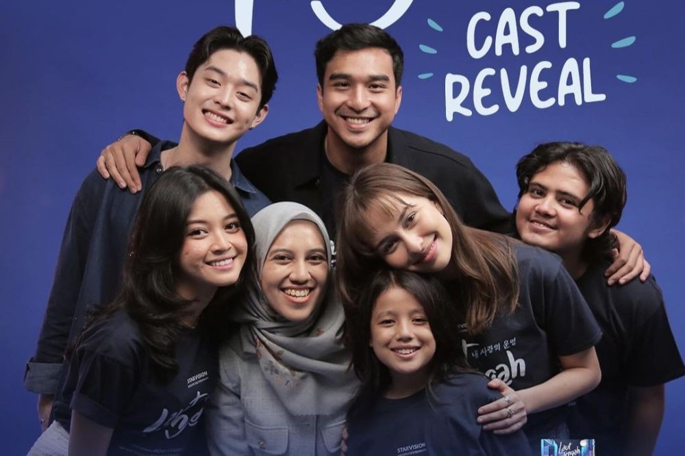 Sinopsis dan Jadwal Tayang Film Laut Tengah - Dafunda.com