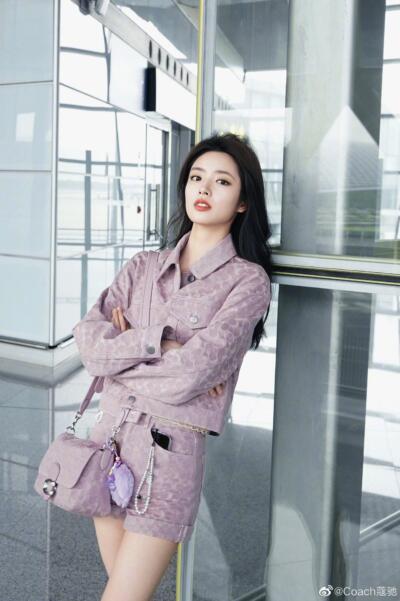 9 Fakta Xu Ruo Han, Aktris Utama Wanita The Best Thing - Dafunda.com