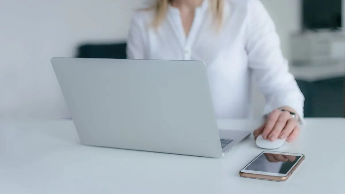 5 Cara Transfer File iPhone ke PC (Windows & Mac) - Dafunda.com