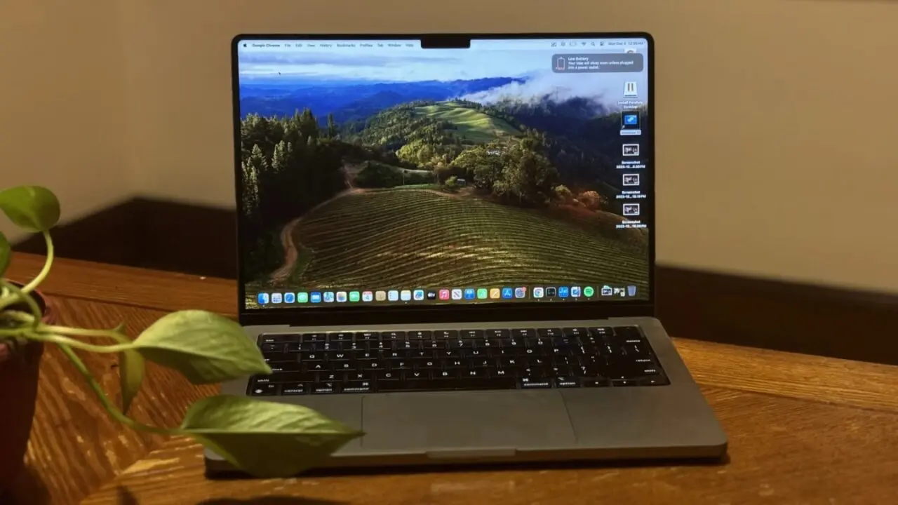 Cuma 2 Detik! Cara Screenshot di MacBook Paling Gampang - Dafunda.com